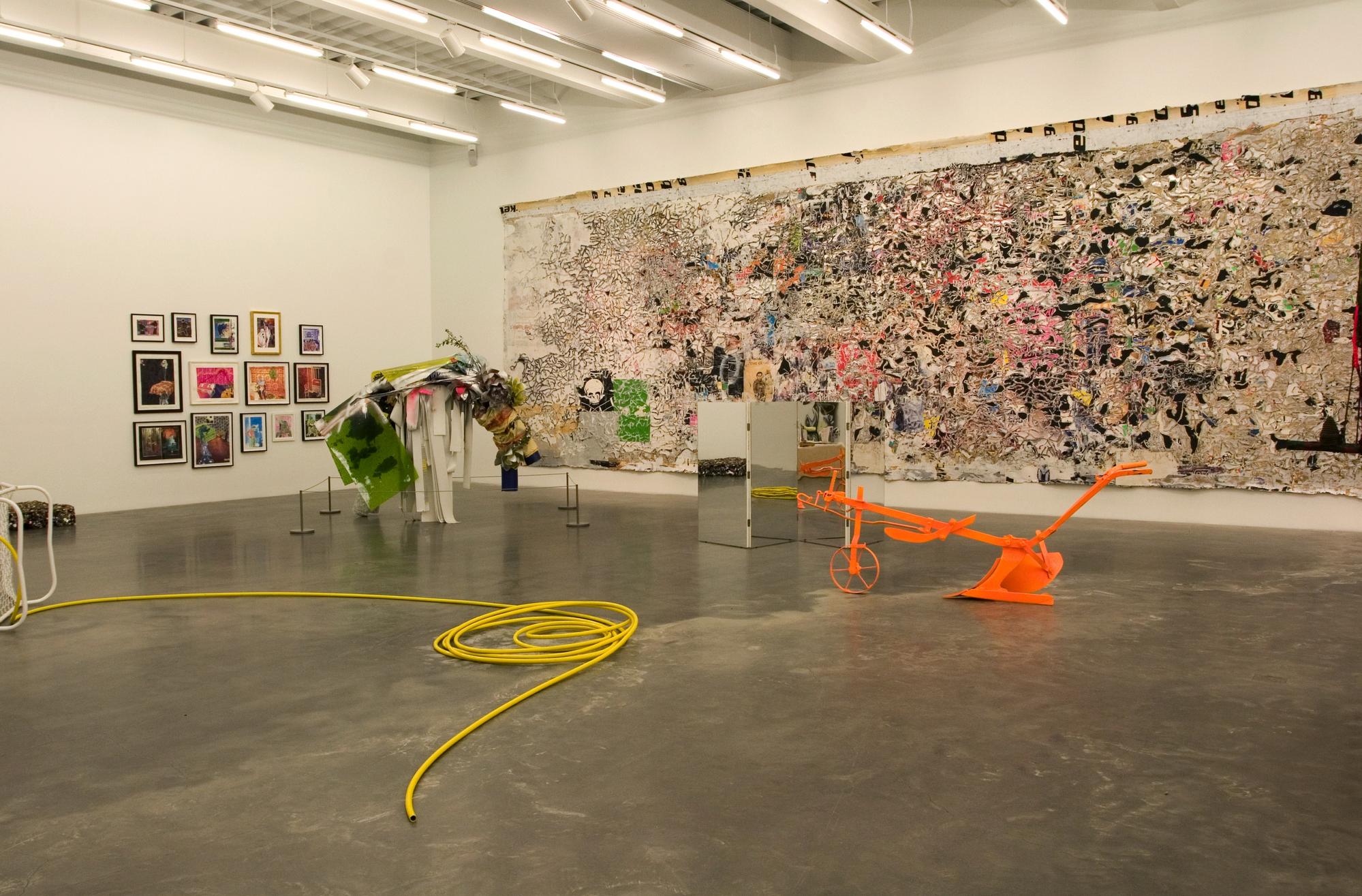 Collage: The Unmonumental Picture